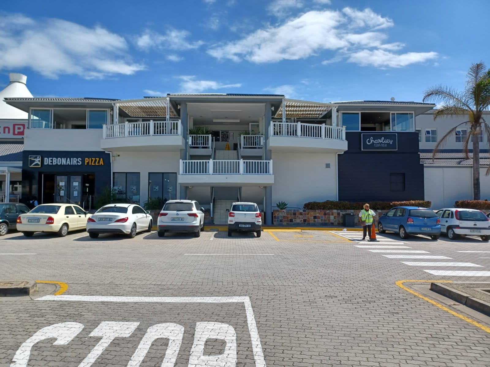 Summerstrand Village Shopping Centre – noh ARCHITECTS